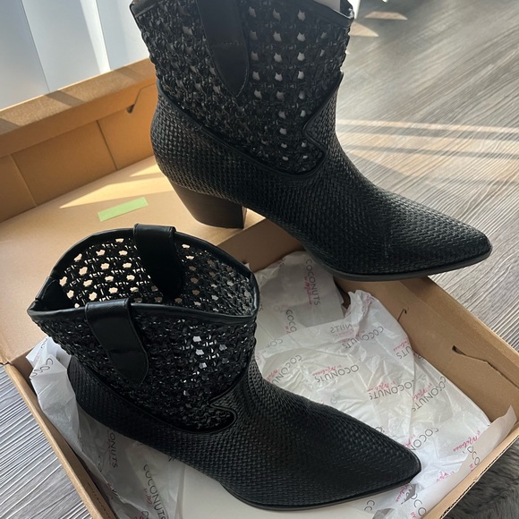 Coconuts by Matisse | Shoes | Coconuts By Matisse 95 Emily Western Boot ...